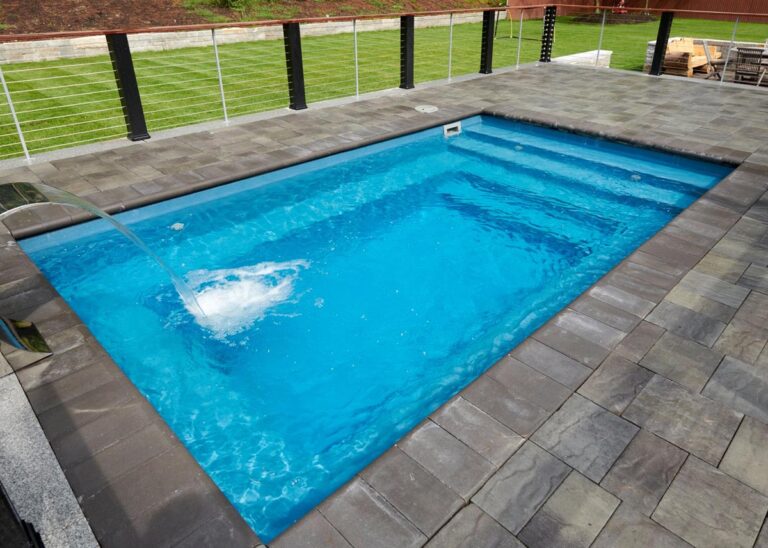 A Guide to the Best Cocktail Pool Ideas for a Cozy Backyard